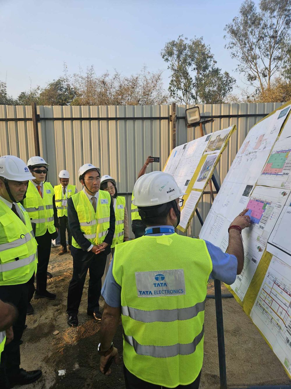 Ambassador Lee visits Tata Semiconductor OSAT facility in Jagiroad ...